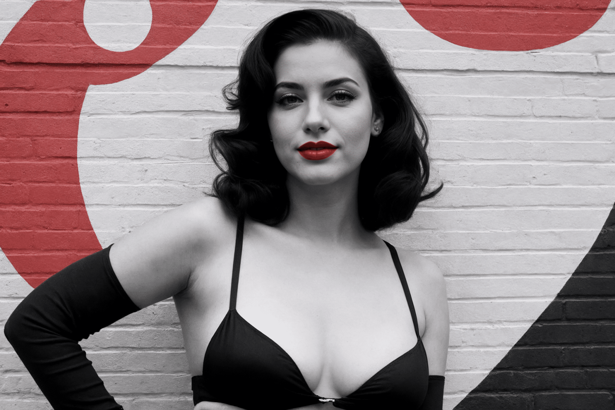 How Pin-Up Fashion Shapes Modern Style Trends - FantasyFulfillers